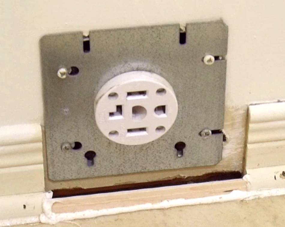 240 Volt for European Washer Or Big Table Saw From A Dryer Plug 240 Volt for European Washer Or Big Table Saw From A Dryer Plug